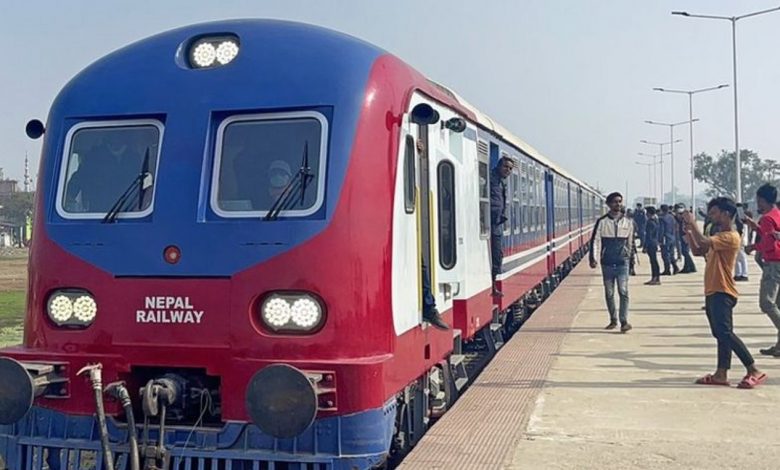 कुर्थादेखि बिजलपुरासम्म रेल गुडाएर परीक्षण गरिँदै – सार्वजनिक सेवा ...